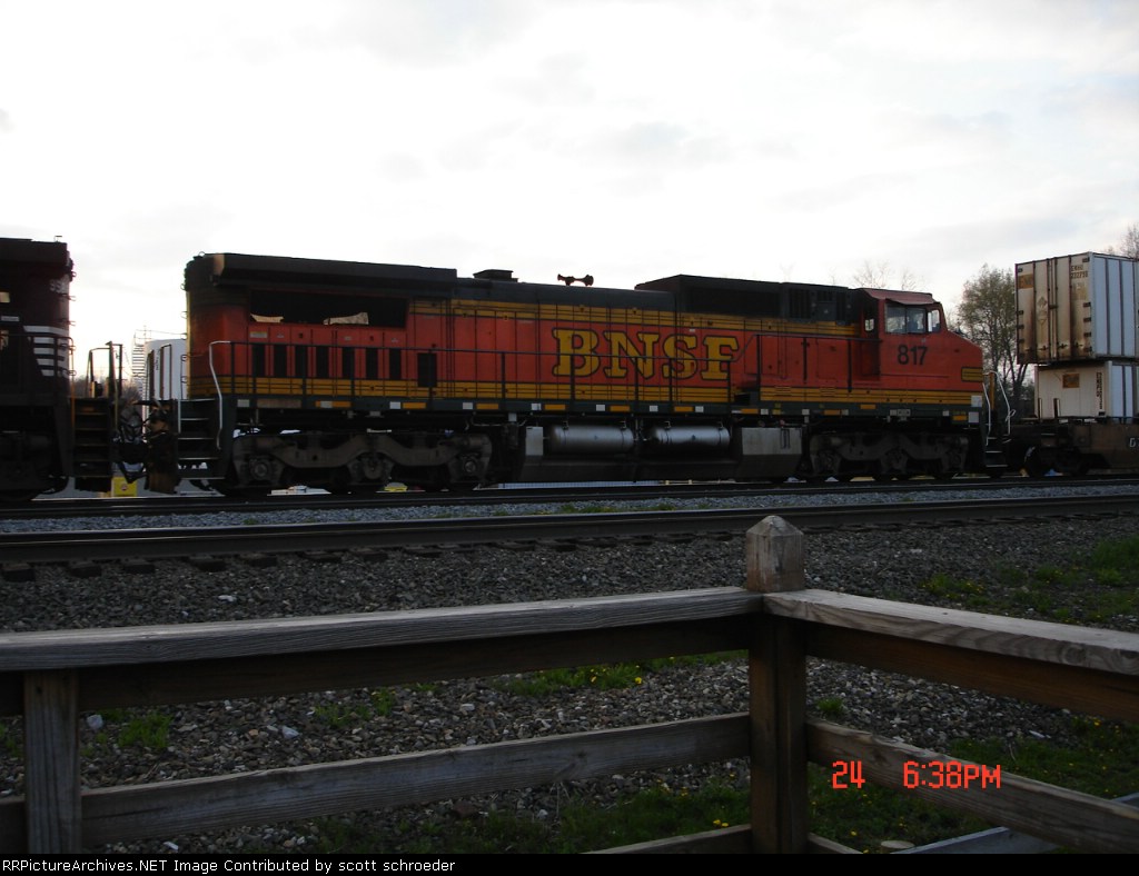 BNSF 817 runs long hood forward as the 4th unit